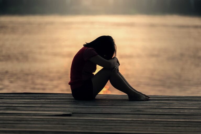 10 Types Of Grief Experiences After A Loss | Virtuous Circle Counselling